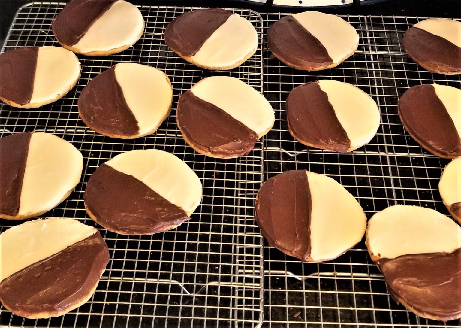 Happy Half-Moon Cookies for Some Lunar Love