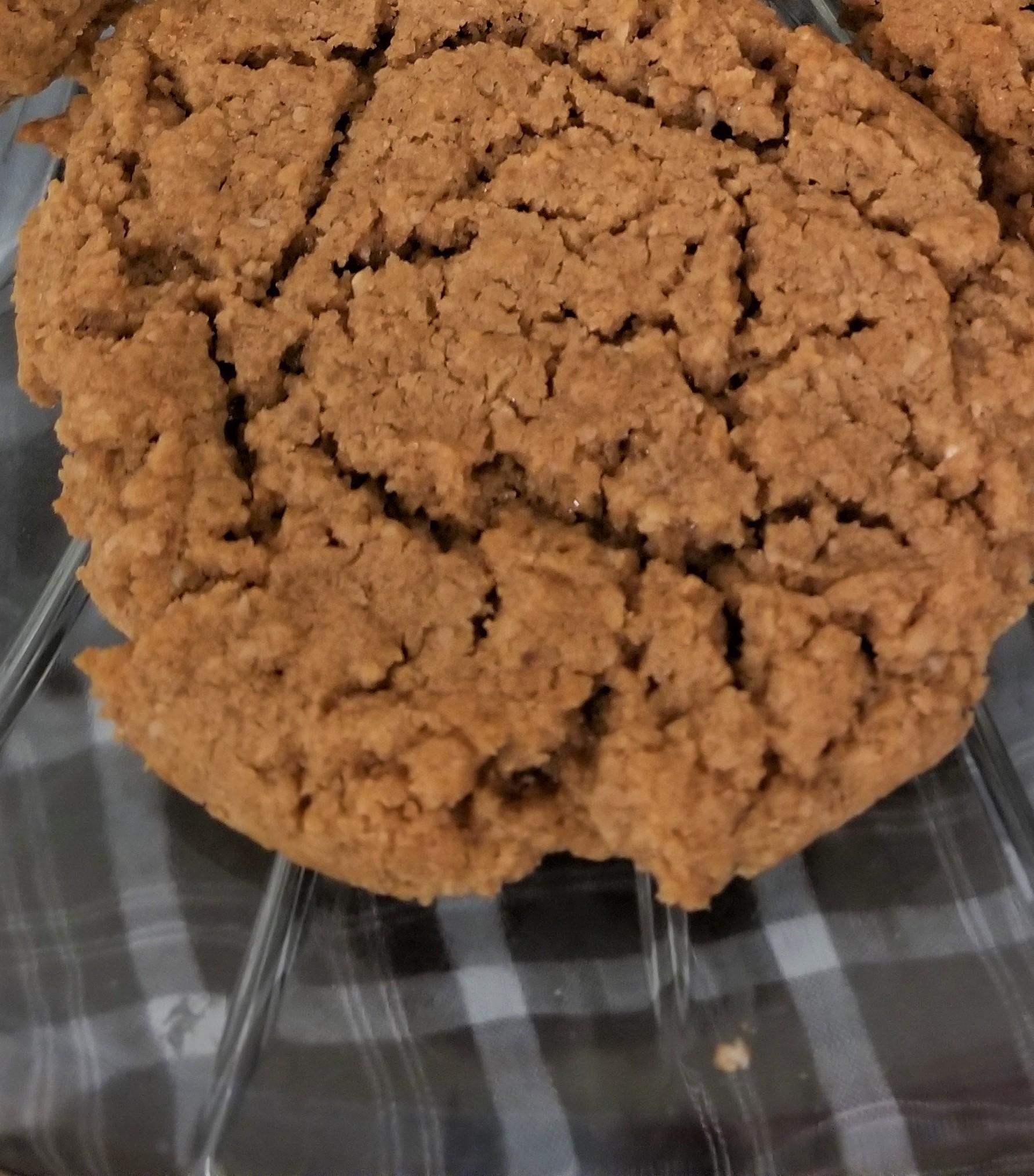 The Perfect Peanut Butter Cookie! - The Hamptons Vegan
